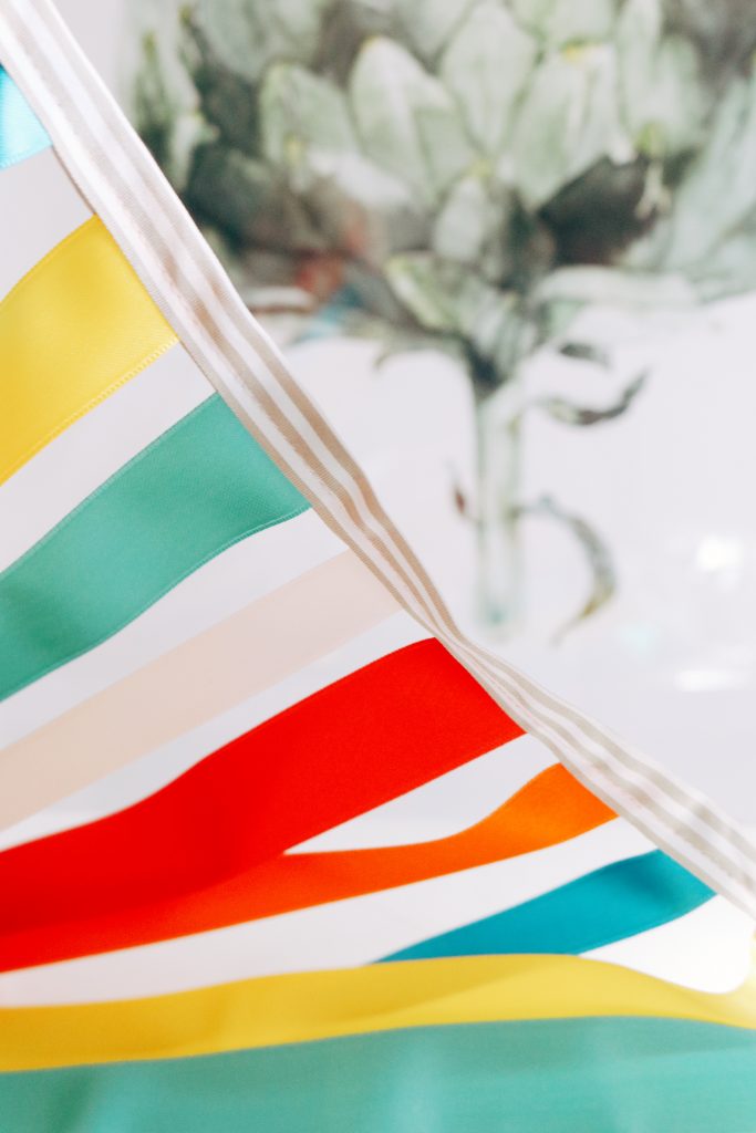 Quick Ribbon Garland - Juki Club How to make a quick ribbon garland.