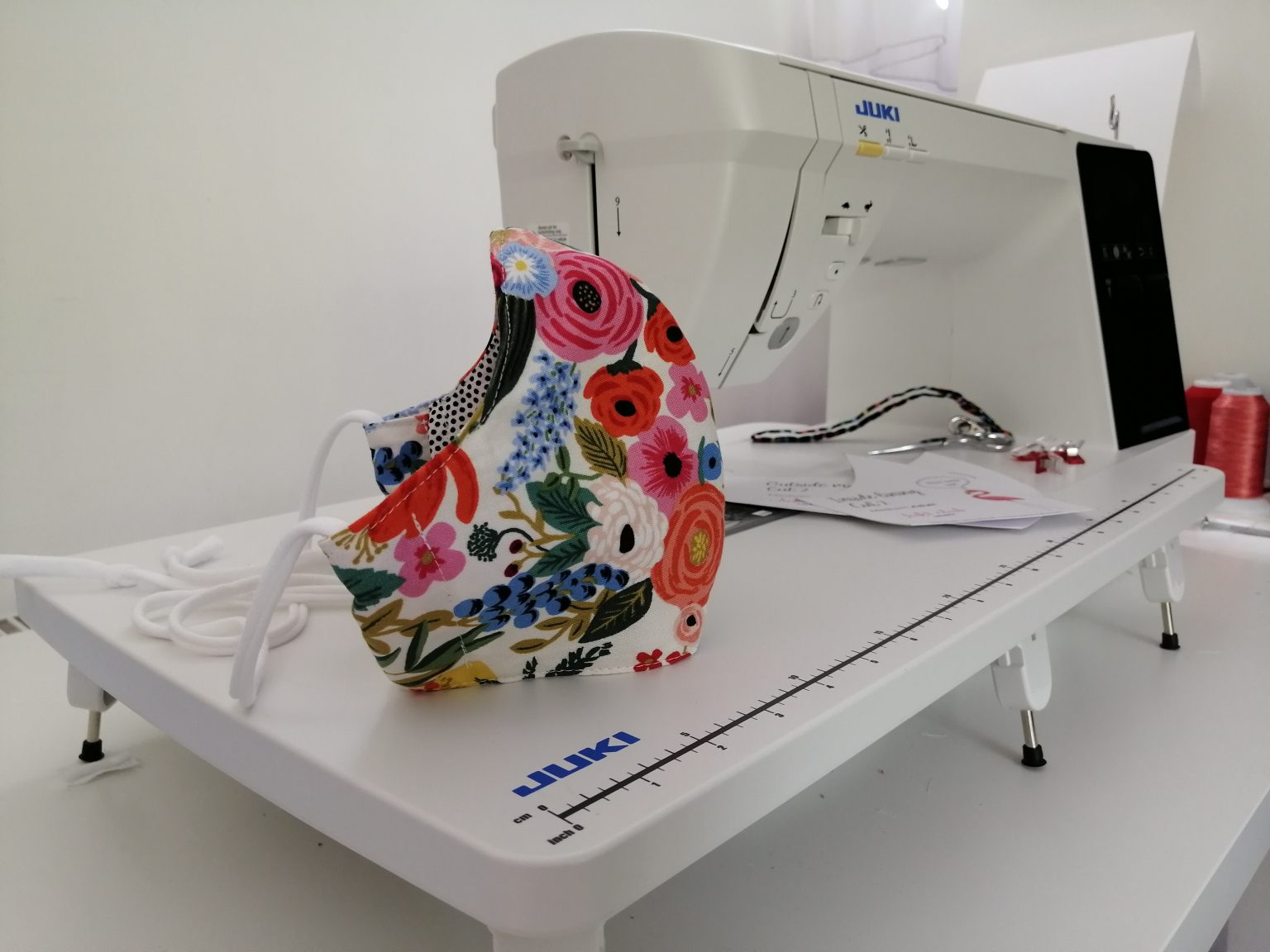 T-shirt face mask ties - Juki Club Juki Club