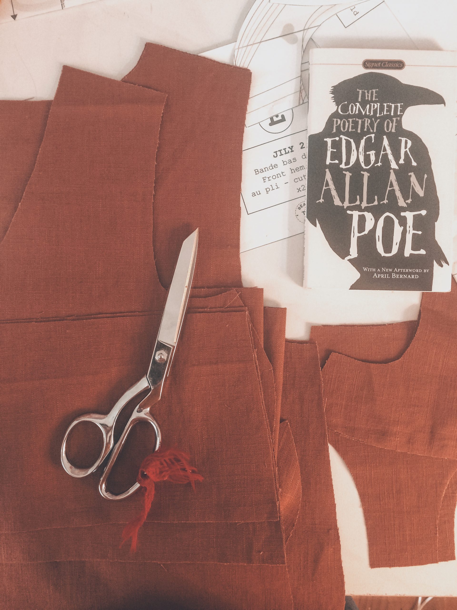 Making the Jily Top in summery linen - Juki Club