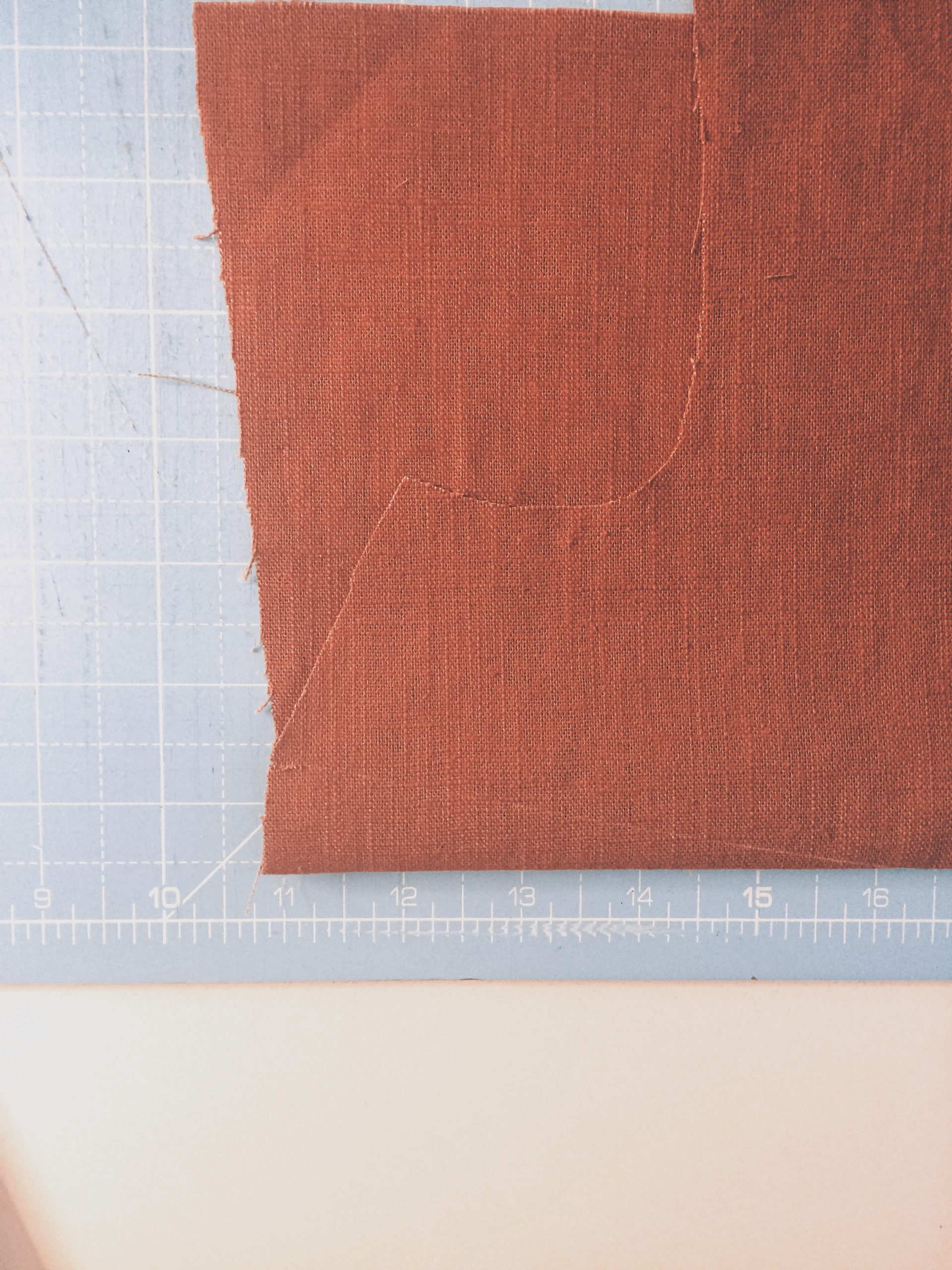 Making the Jily Top in summery linen - Juki Club