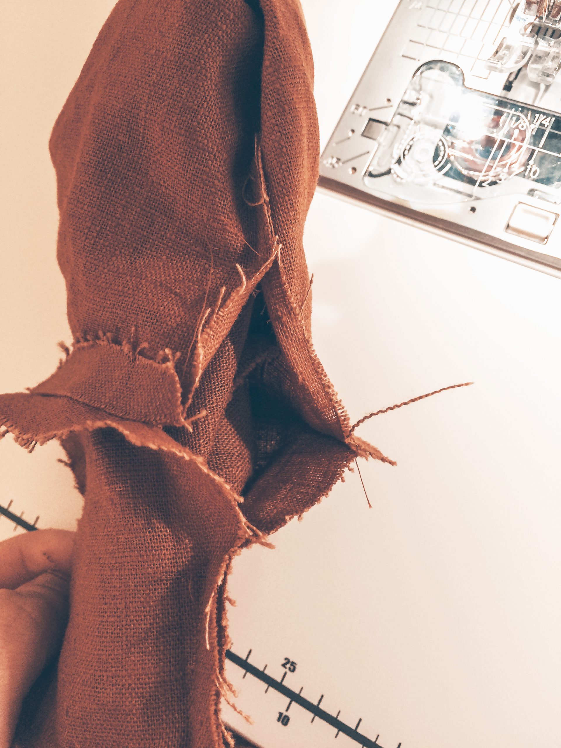 Making the Jily Top in summery linen - version one - Juki Club