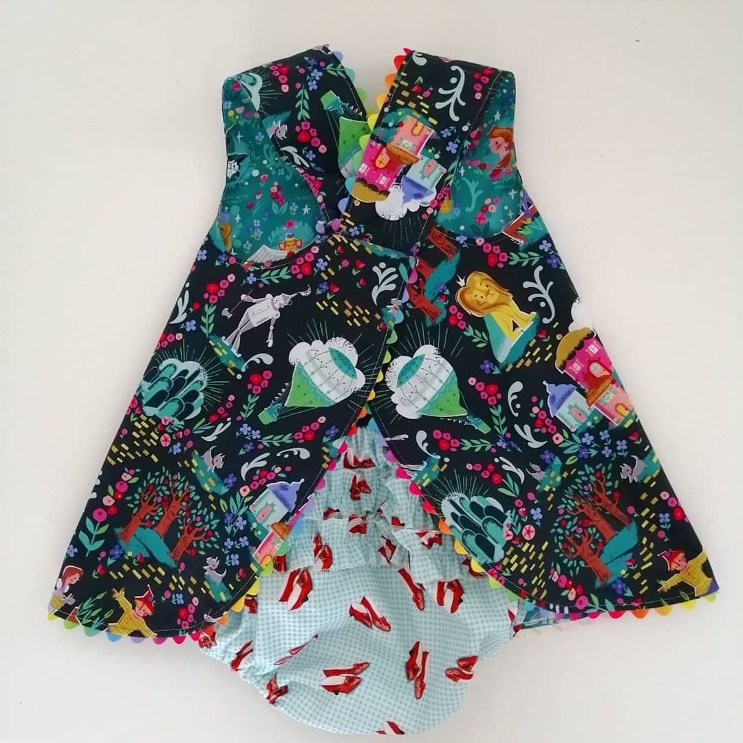 Making a crossover pinafore dress - Juki Club